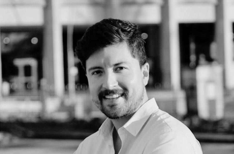 Westcol y Petro: diferentes mundos, misma estrategia - No Apto